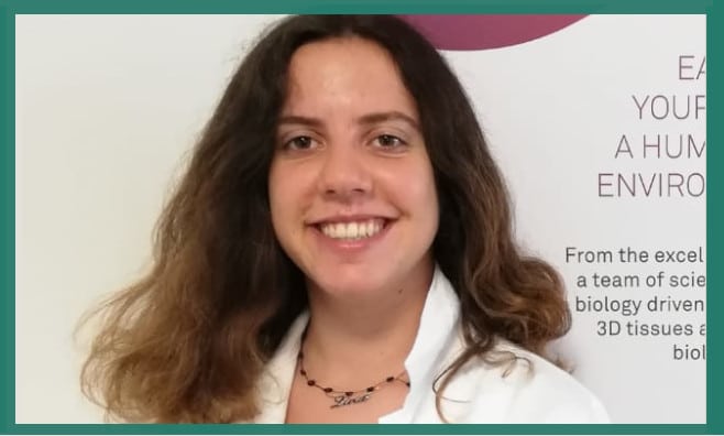 Livia, React4lifer to learn the techniques of an R&D laboratory